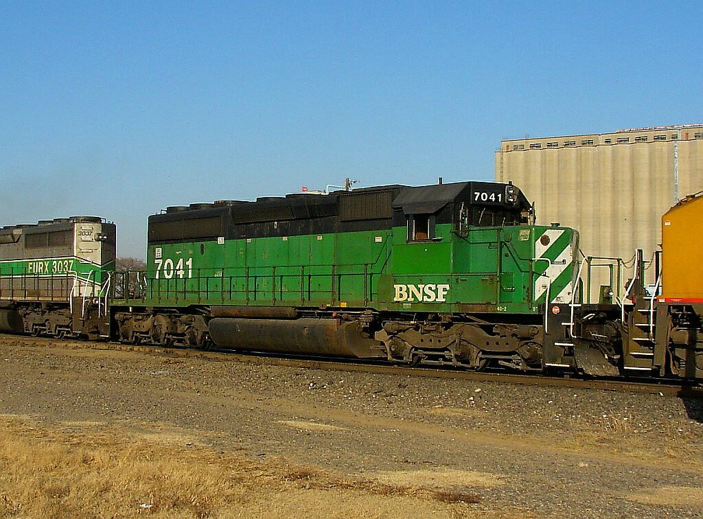BNSF 7041